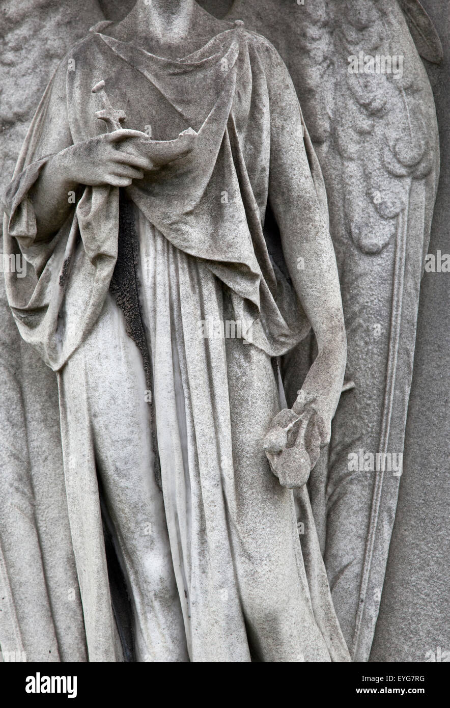 Statue Robe Cemetery High Resolution Stock Photography and Images - Alamy