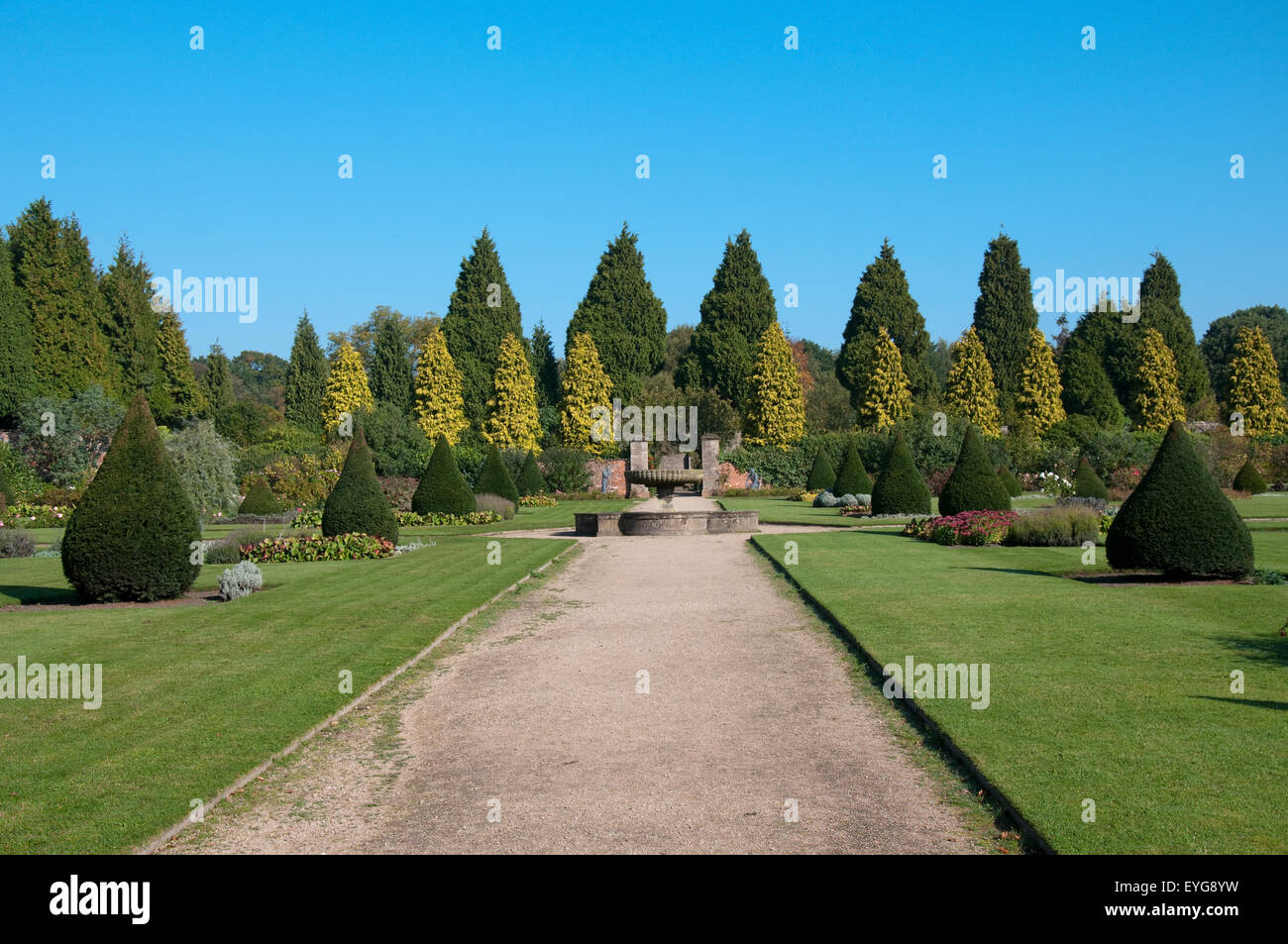 Newstead abbey rose gardens hi-res stock photography and images - Alamy