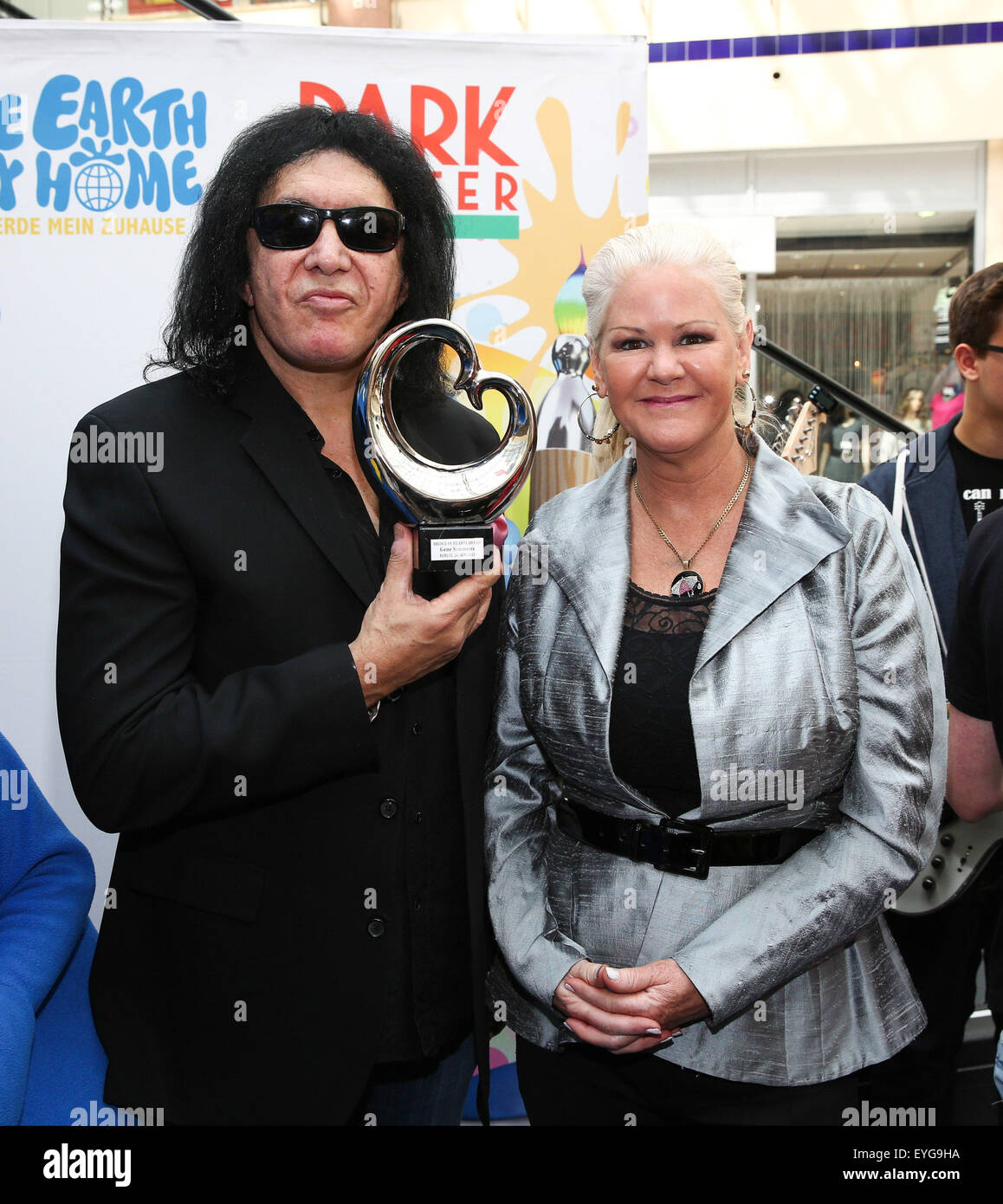 Gene Simmons received the "Bridge of Hearts" Awards during his Wall ...