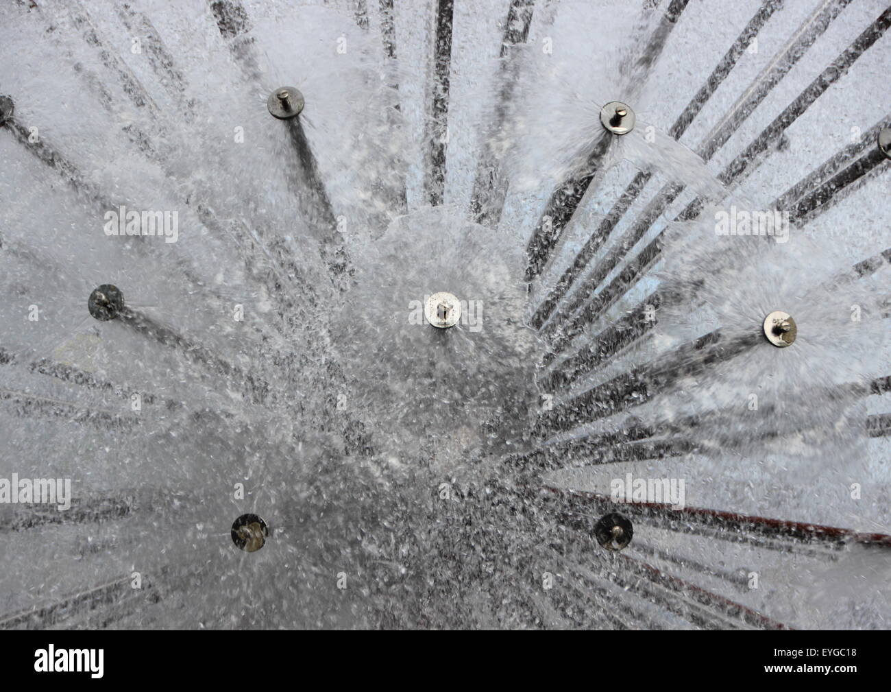 Abstract Round Water Splash from Circular Steel Tube Fountain Stock ...