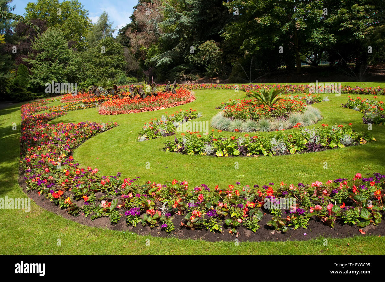 Flower beds at the Arboretum City Park in Nottingham, Nottinghamshire ...