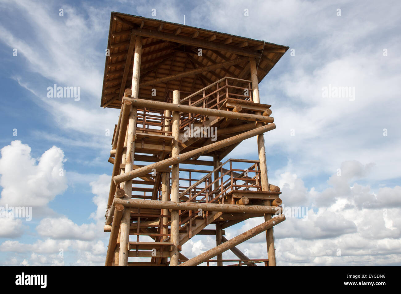 Wooden watch tower hi-res stock photography and images - Alamy