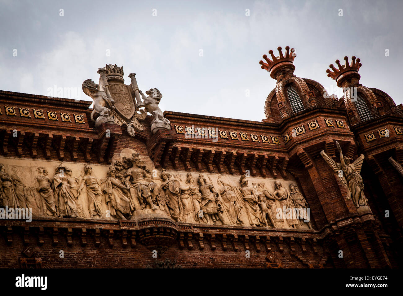 Arc de triomf barcelona spain hi-res stock photography and images - Alamy