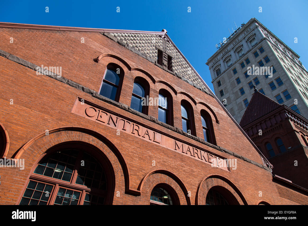 Central seafood market in hi-res stock photography and images - Alamy