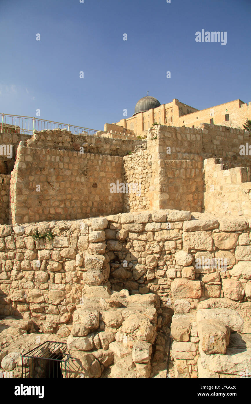 A royal structure from the First Temple period, destroyed in the ...