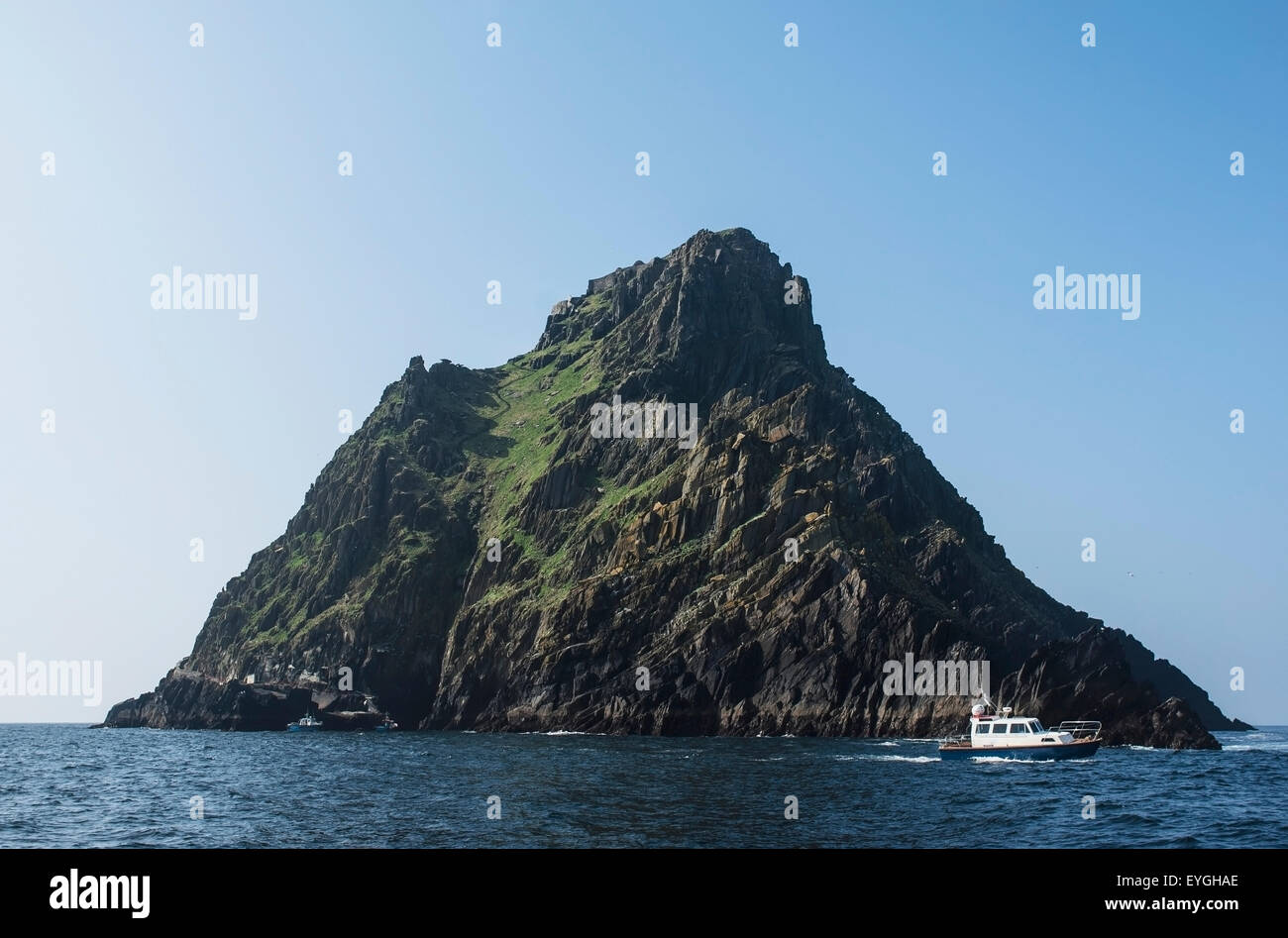 UK, Ireland, County Kerry, Skellig Islands, Skellig Michael and tourist ...
