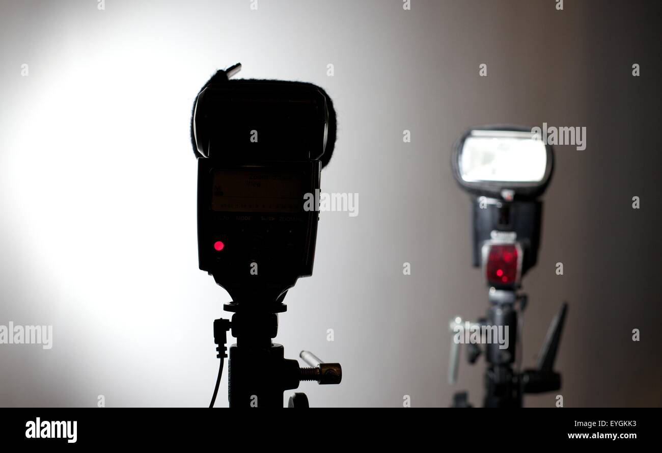 Canon flashguns hi-res stock photography and images - Alamy