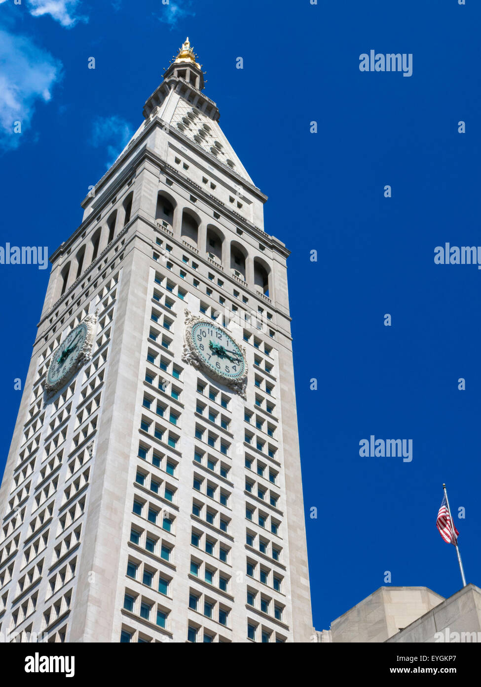 Metlife insurance tower hi-res stock photography and images - Alamy