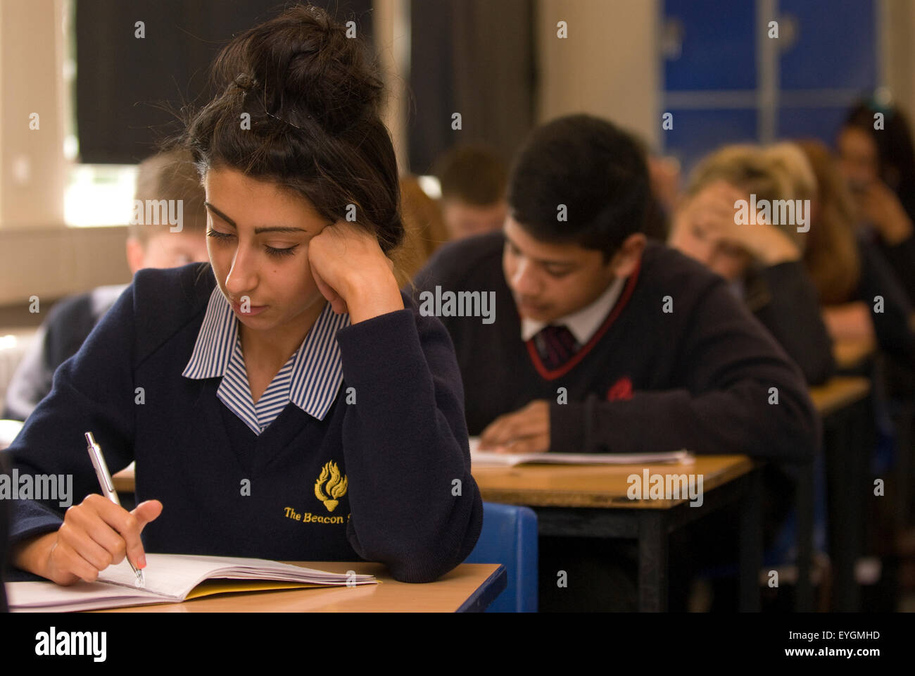 Secondary school uk hi-res stock photography and images - Alamy