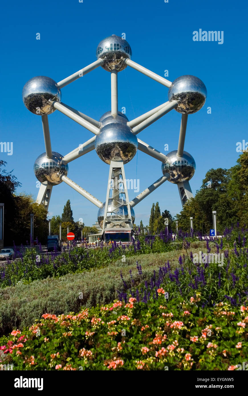 Atomium Worldfamous Monument of an iron atomic nucleus Brussels Belgium ...