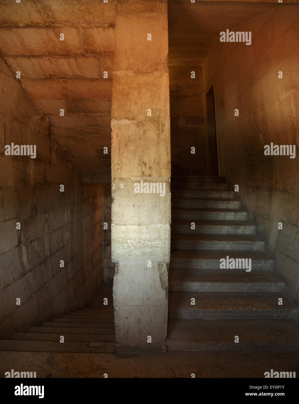 Pantheon steps hi-res stock photography and images - Alamy