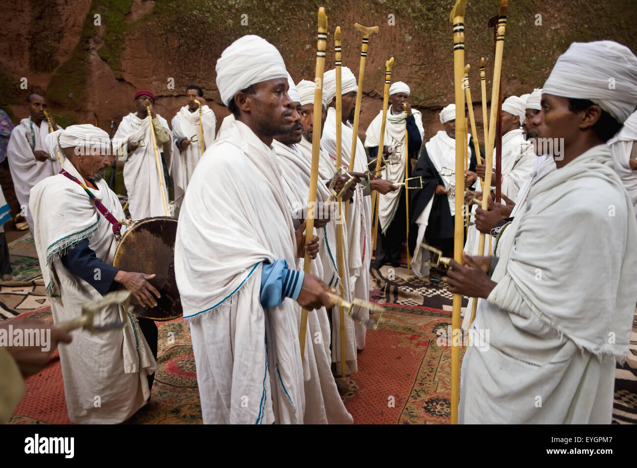 Ethiopia, Ethiopian Orthodox deacons wearing Shamma tunic in the ...