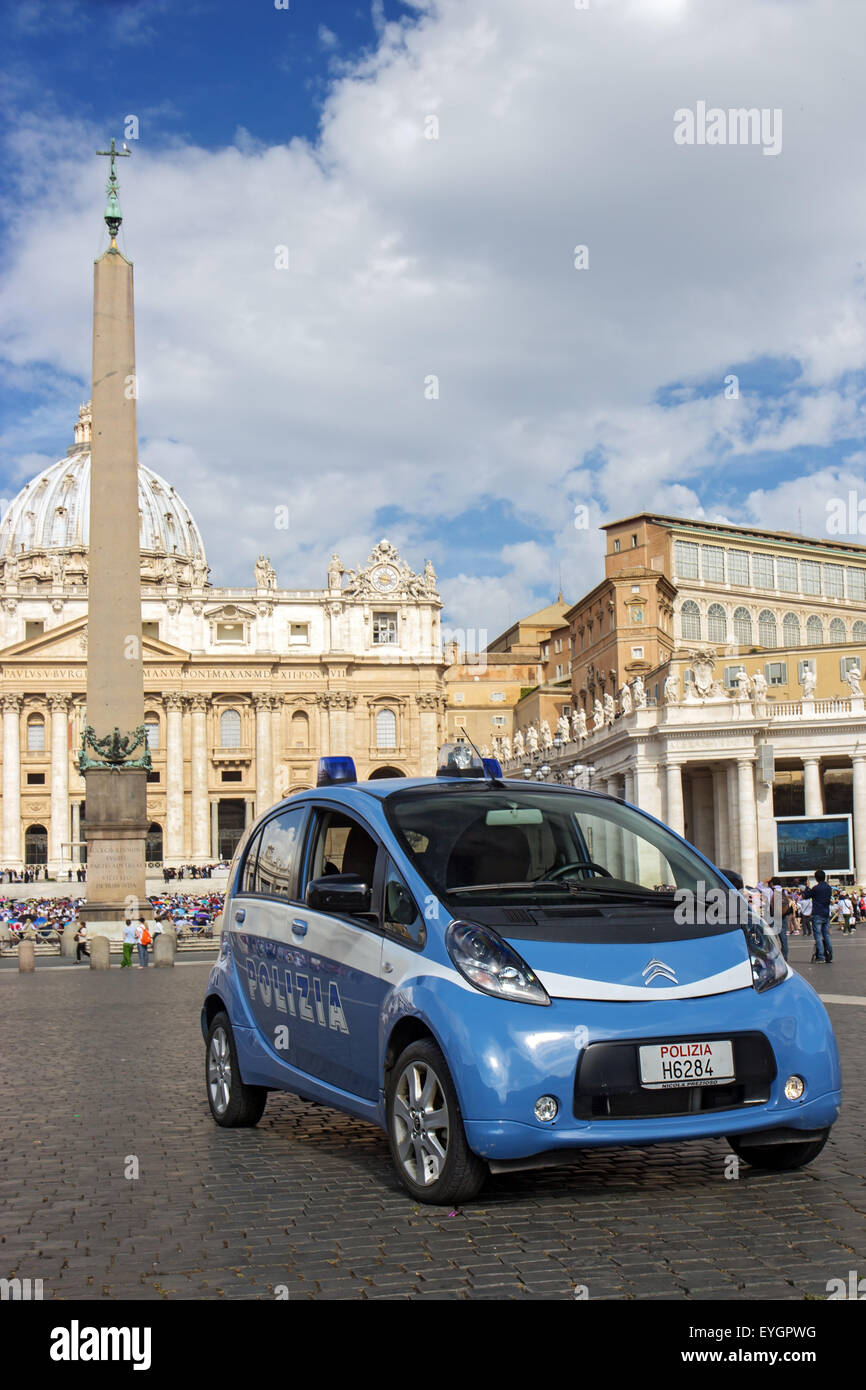 Police car on St. Peter's Square in Vatican Stock Photo - Alamy