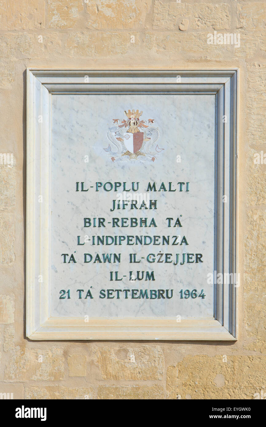 Plaque commemorating Independence Day (21 September 1964) outside the ...