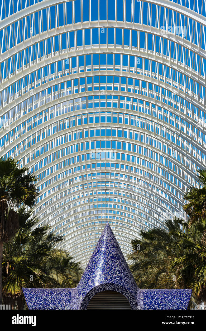 View Of Umbracle, Sculpture And Palm Trees In Ciudad De Las Artes Y Las ...