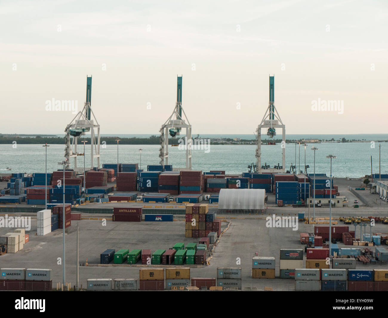 Miami shipyard hi-res stock photography and images - Alamy