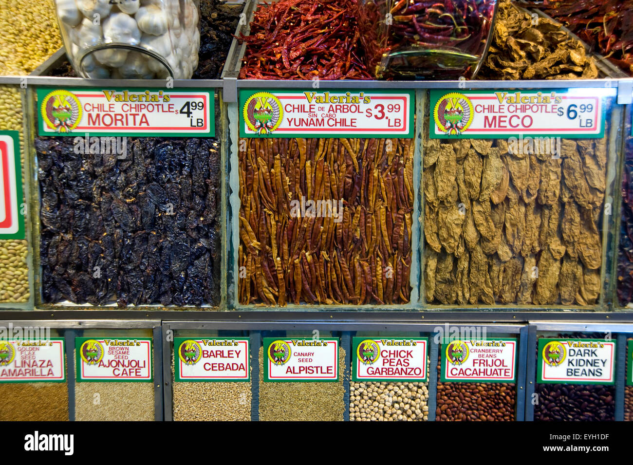 Display mexican food stall hi-res stock photography and images - Alamy