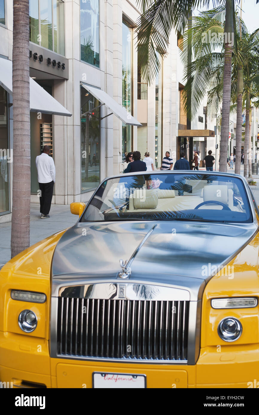 Front View Of Yellow Limousine; California, Usa Stock Photo - Alamy