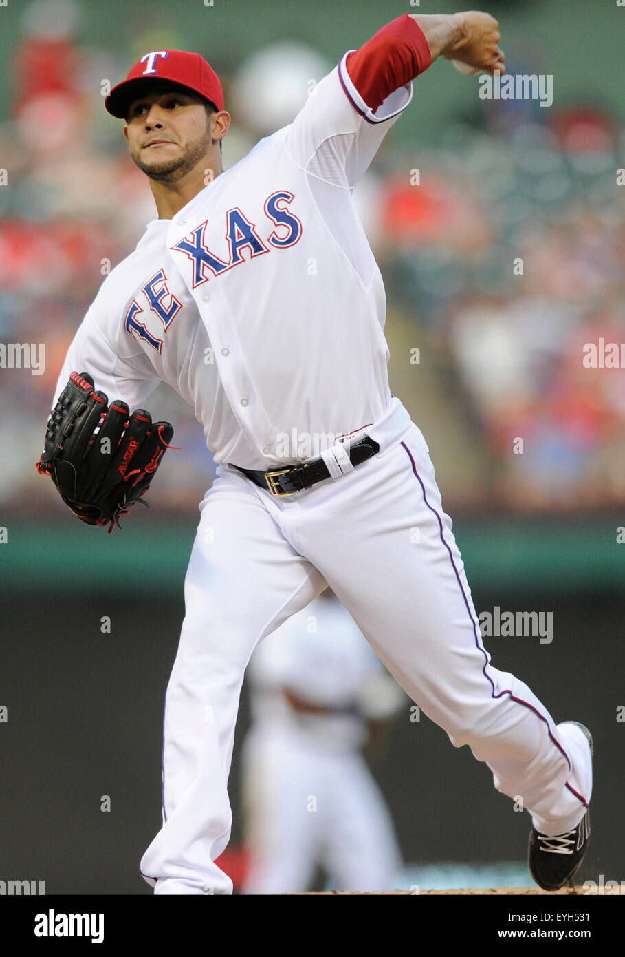 JUL 28, 2015: Texas Rangers starting pitcher Martin Perez #33 during an ...