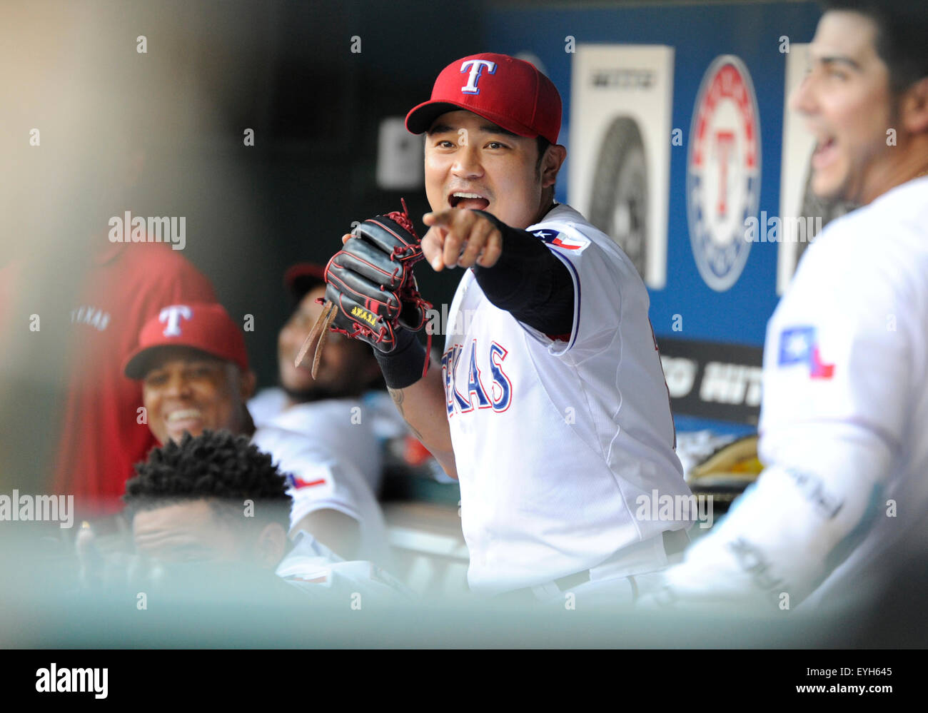 JUL 28, 2015: Texas Rangers right fielder Shin-Soo Choo #17 during an ...