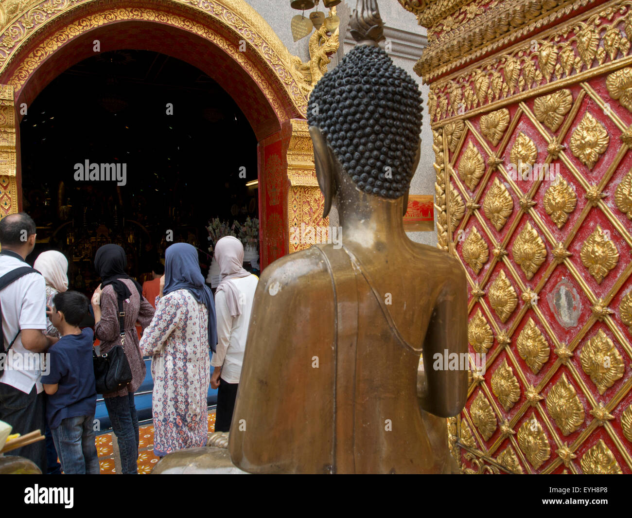 Muslim and buddhist hi-res stock photography and images - Alamy