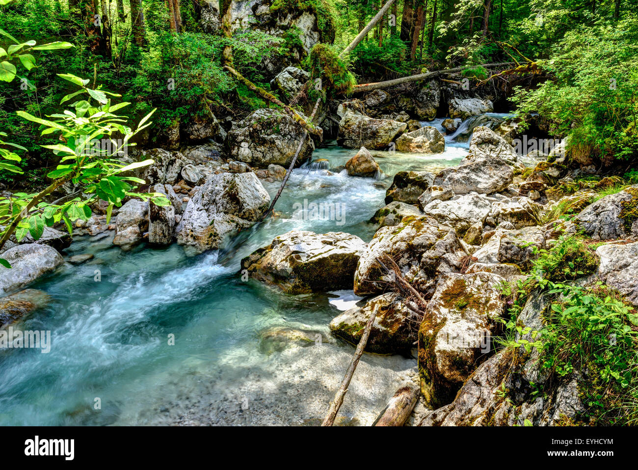 Downstream flow hi-res stock photography and images - Alamy