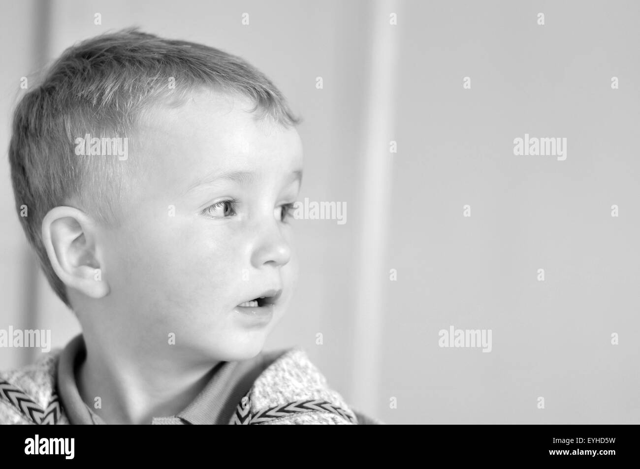 Sad child Black and White Stock Photos & Images - Alamy