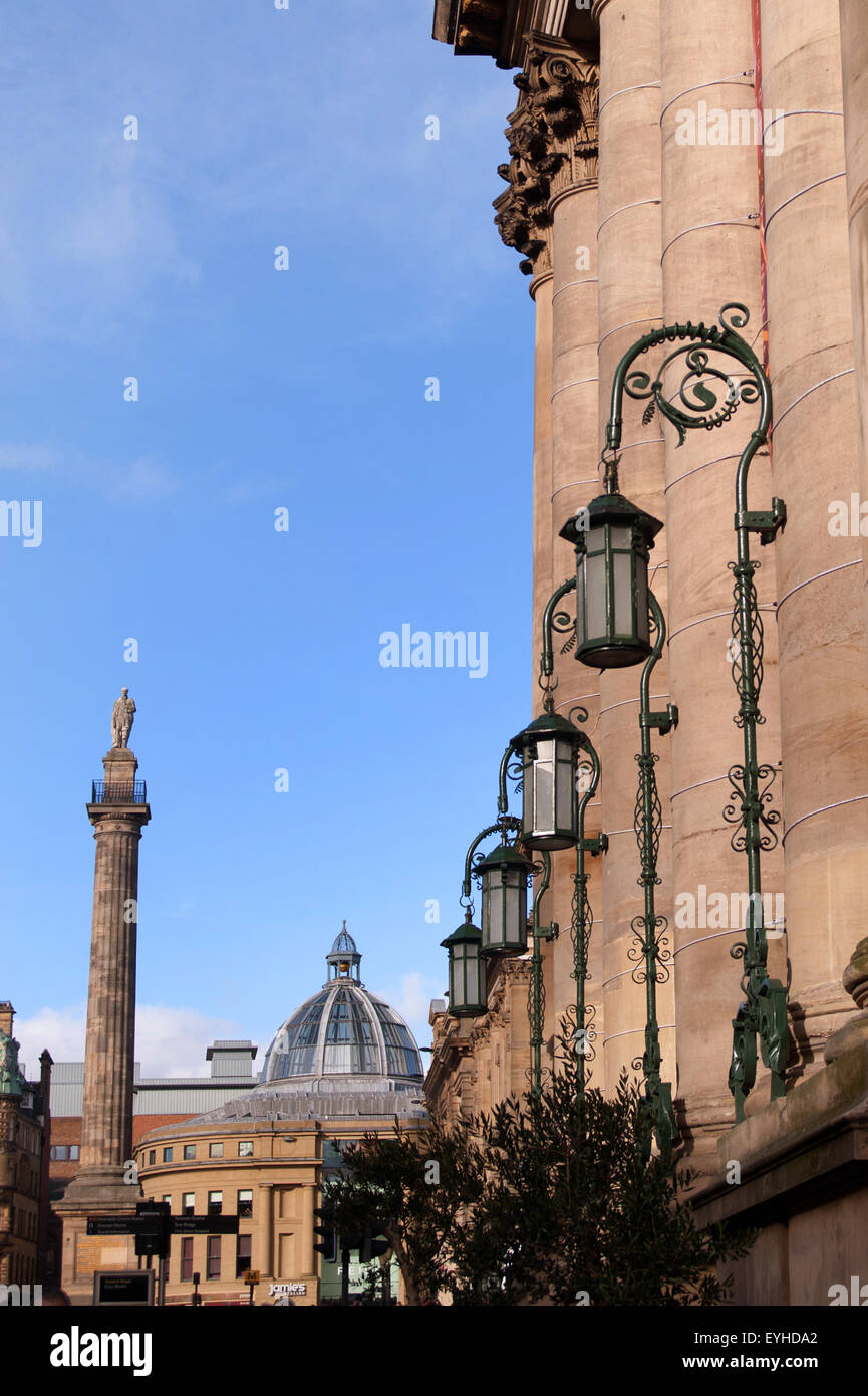 Grey's monument and Theatre Royal, Grainger Town, Newcastle-upon-Tyne ...