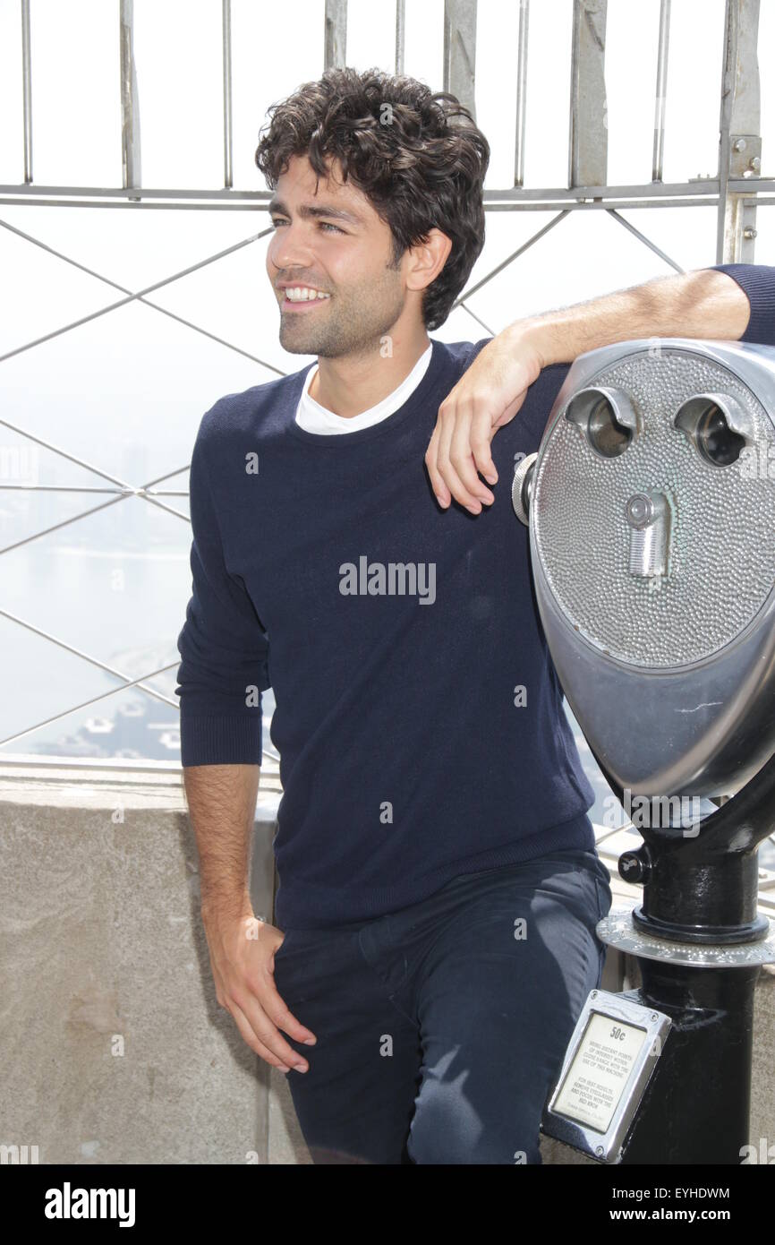 Actor Adrian Grenier visits The Empire State Building in New York City ...