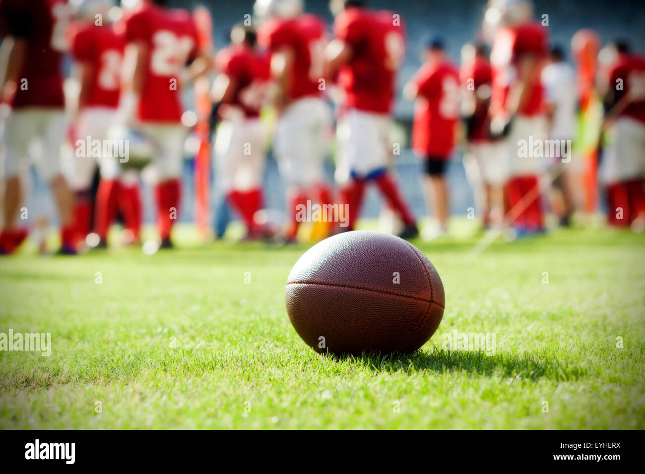 Action nfl pass professional football player tackle hi-res stock ...