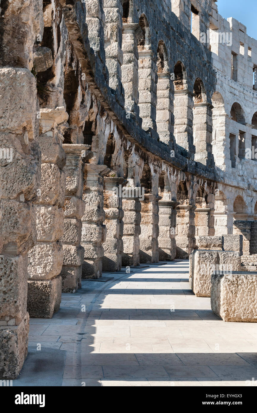 Pula, Istria, Croatia. The Pula Arena, a Roman amphitheatre built ...