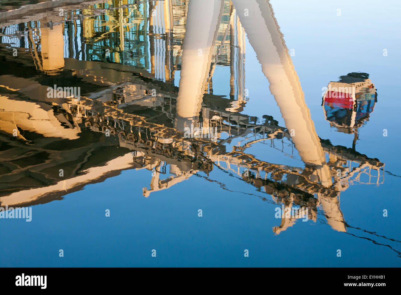 reflections of Emirates Air Line Cable Car ride between Greenwich ...