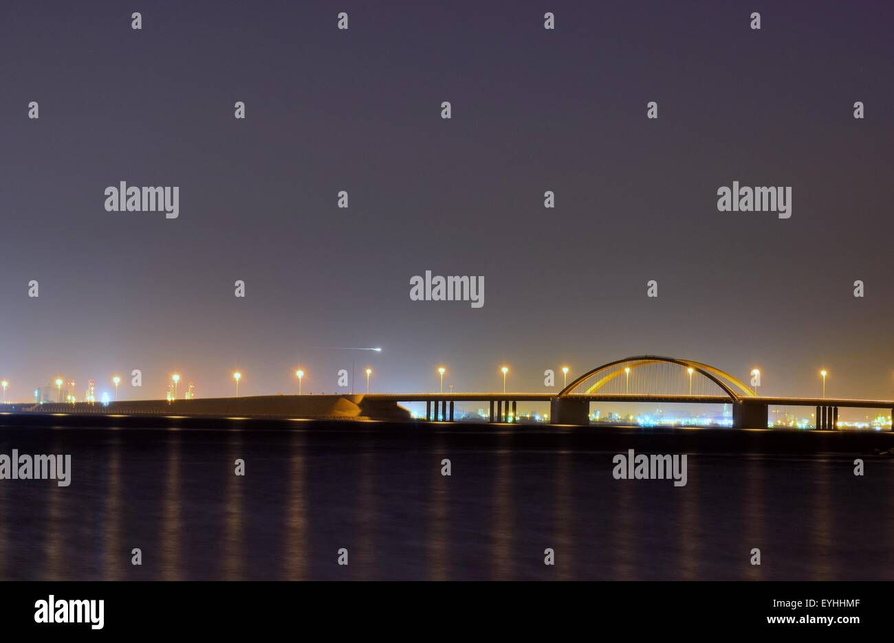 Bahrain bridge hi-res stock photography and images - Alamy