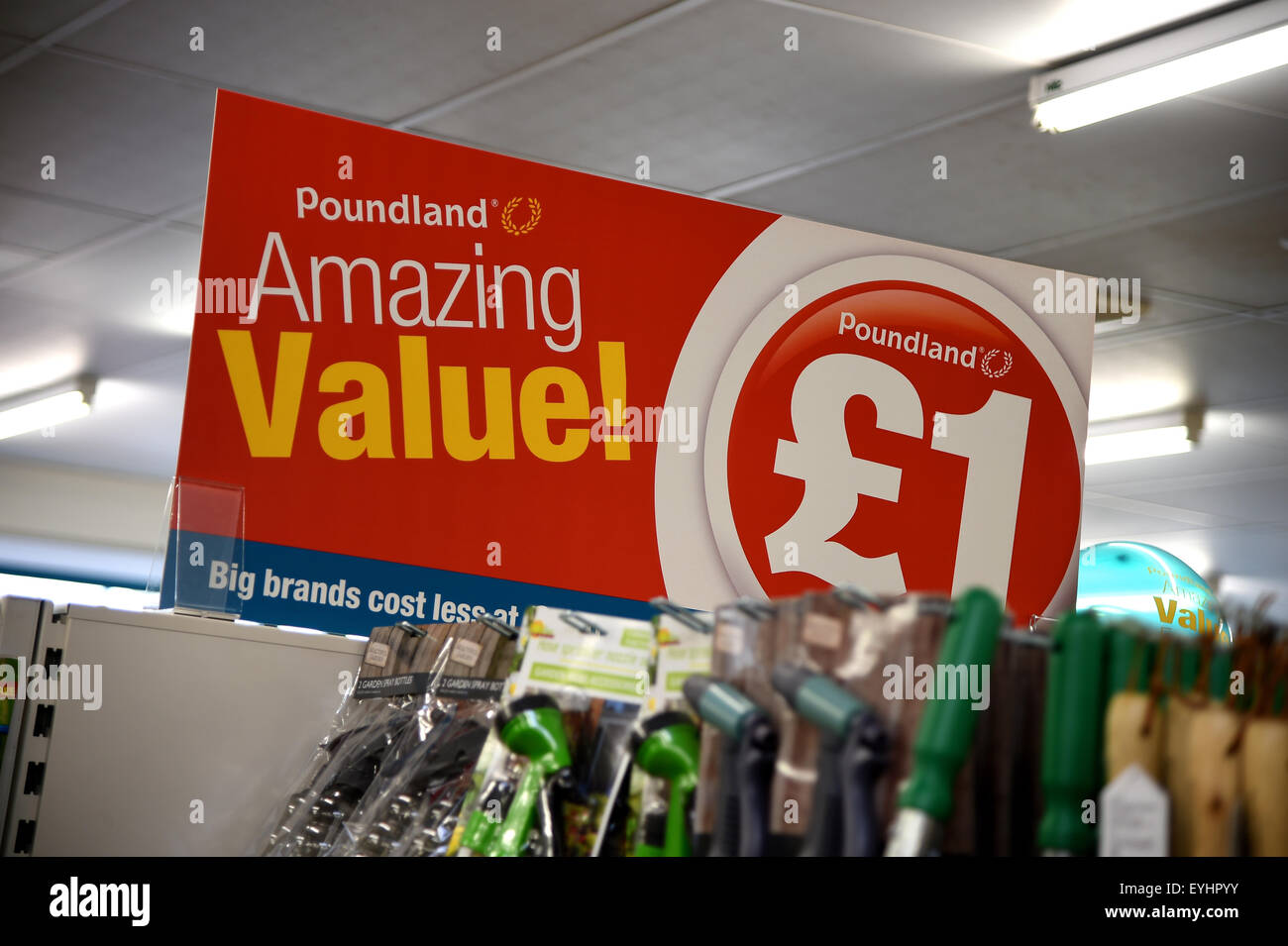Inside poundland store hi-res stock photography and images - Alamy
