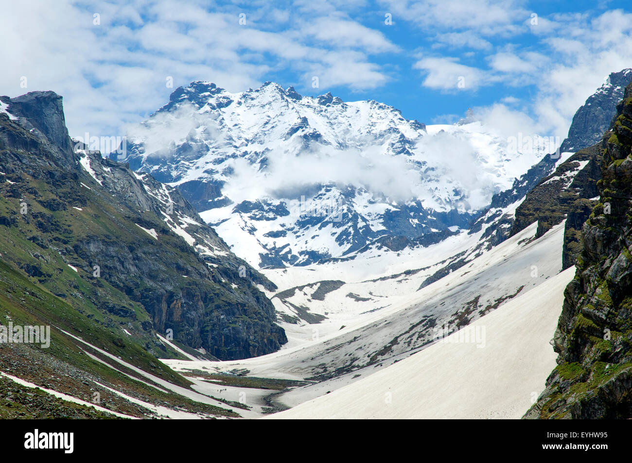 Looking towards Hampta Pass, Himachal Pradesh, India Stock Photo - Alamy