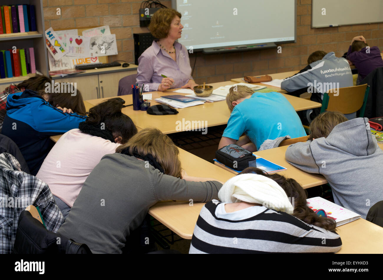 Mathematics teacher Martina Wirtz starts her lesson with a minute ...