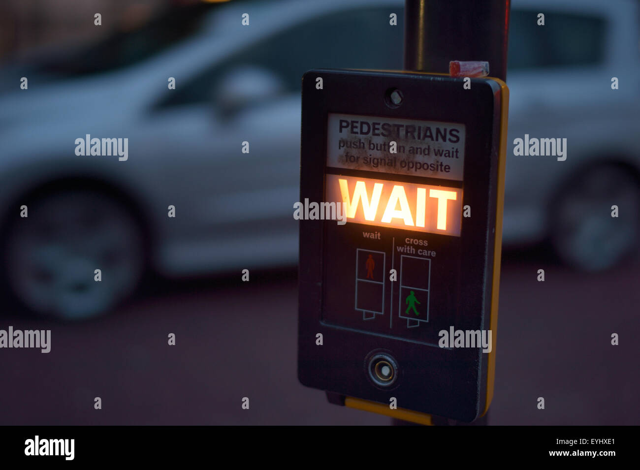 British pedestrian crossing wait sign hi-res stock photography and ...