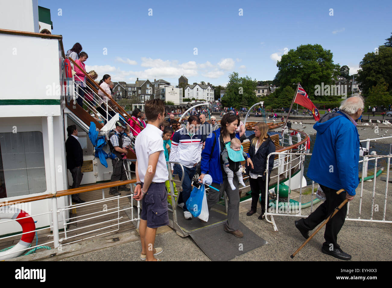 Lake Windermere, Cumbria, UK. 30th July, 2015 UK Weather: Lake ...