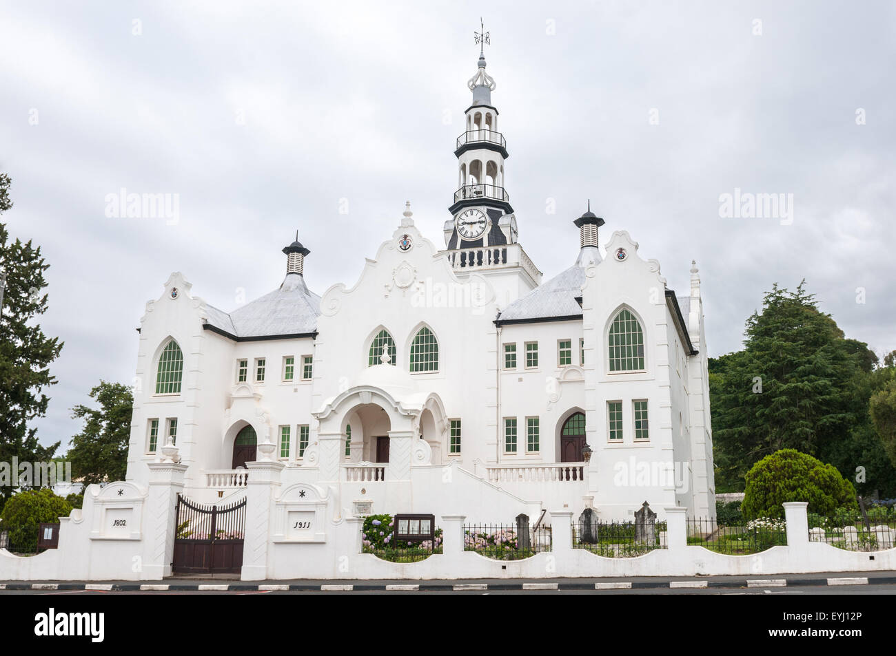 Baroque windows hi-res stock photography and images - Alamy