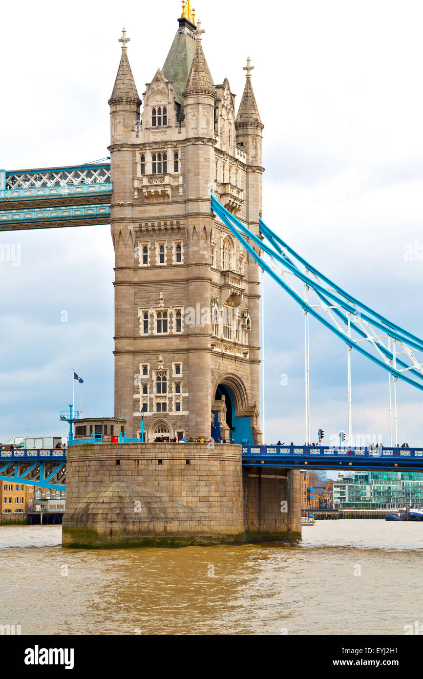 london tower in england old bridge and the cloudy sky Stock Photo - Alamy