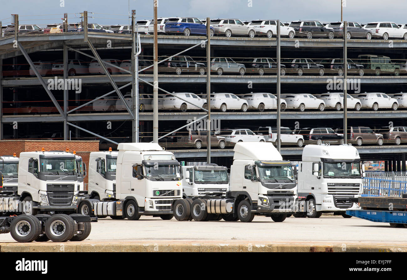 Cargo trucks cars export from hi-res stock photography and images - Alamy