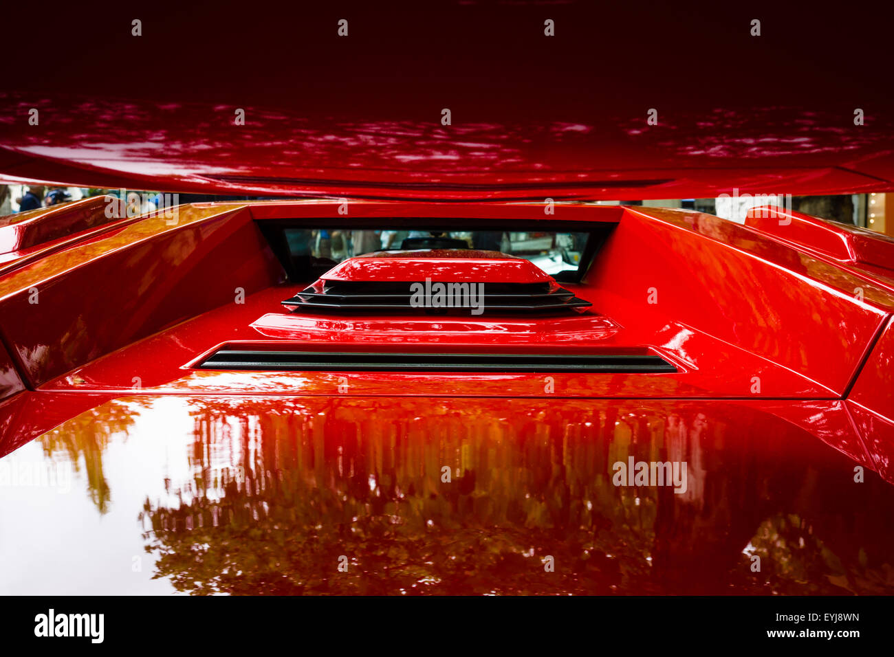 Air intakes and vents luxury sports car Lamborghini Countach 5000 ...