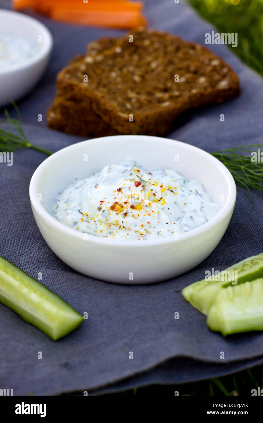 Sauce yogurt herbs spices hi-res stock photography and images - Alamy