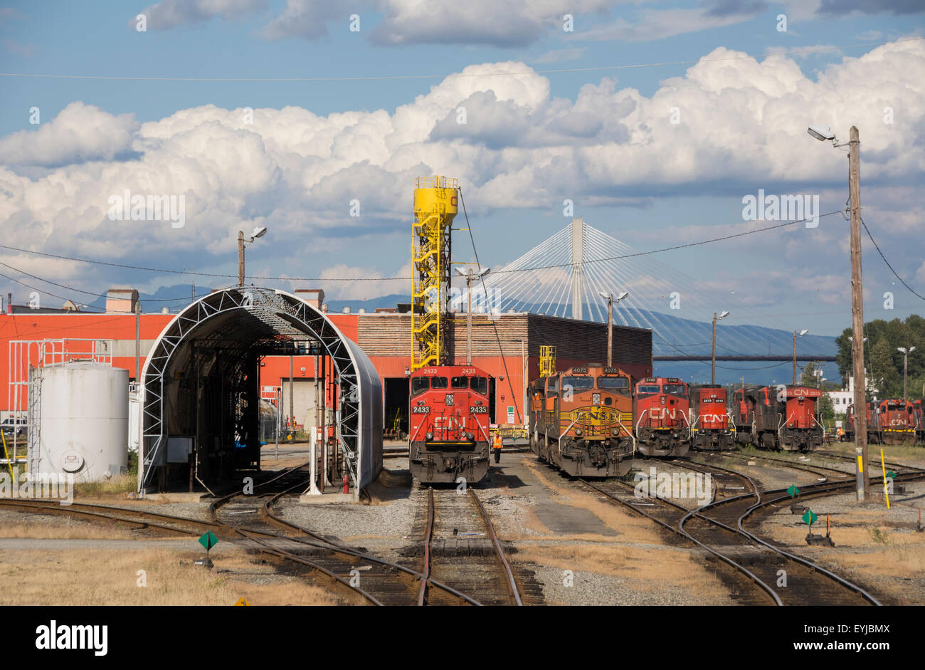 Rail yard cn hi-res stock photography and images - Alamy