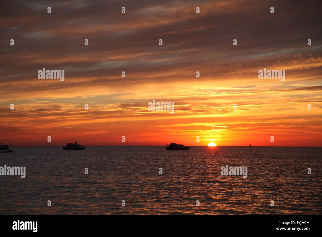 Songyuan. 30th July, 2015. Photo taken on July 30, 2015 shows a sunglow ...