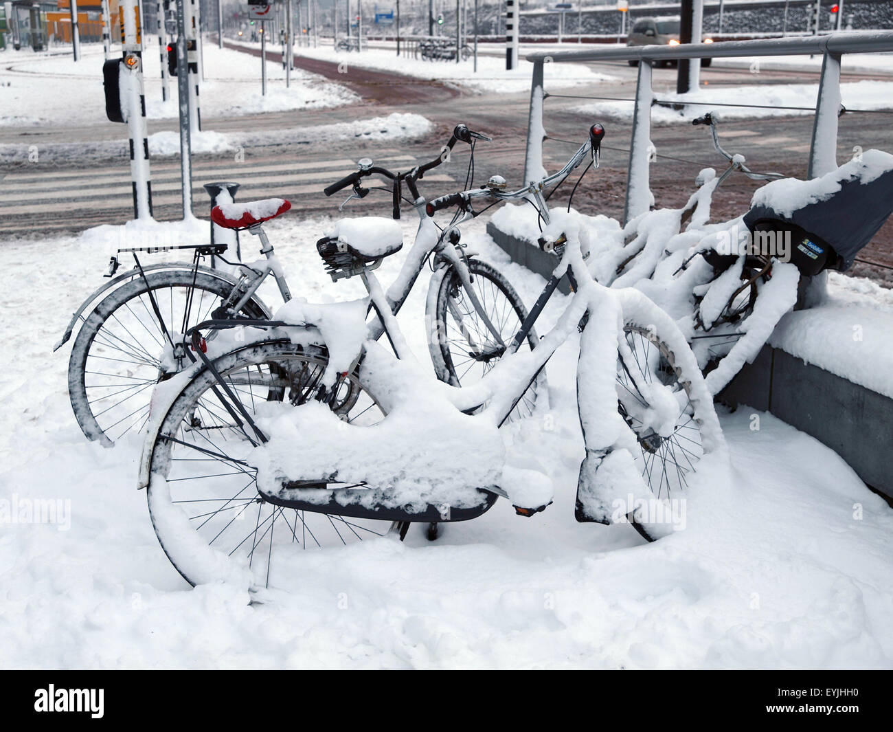 Covered bicycles hi-res stock photography and images - Alamy