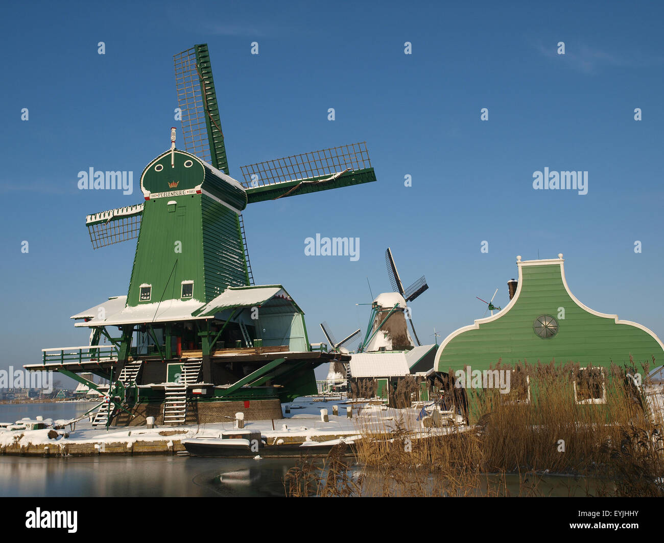 Zaanse Schans windmill museum Stock Photo - Alamy