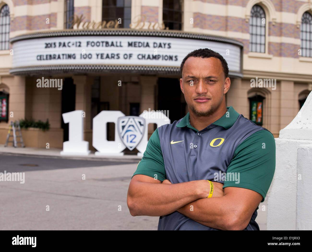 Burbank, CA. 30th July, 2015. Oregon Ducks linebacker Rodney Hardrick ...
