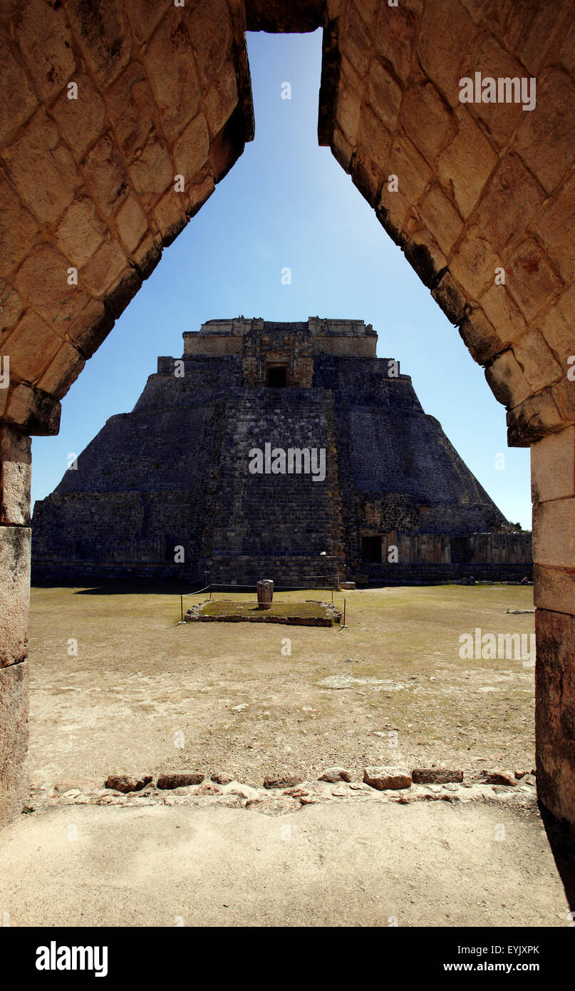 America, Mexico, Yucatán, Uxmal mayan site, the Great Pyramid Stock ...
