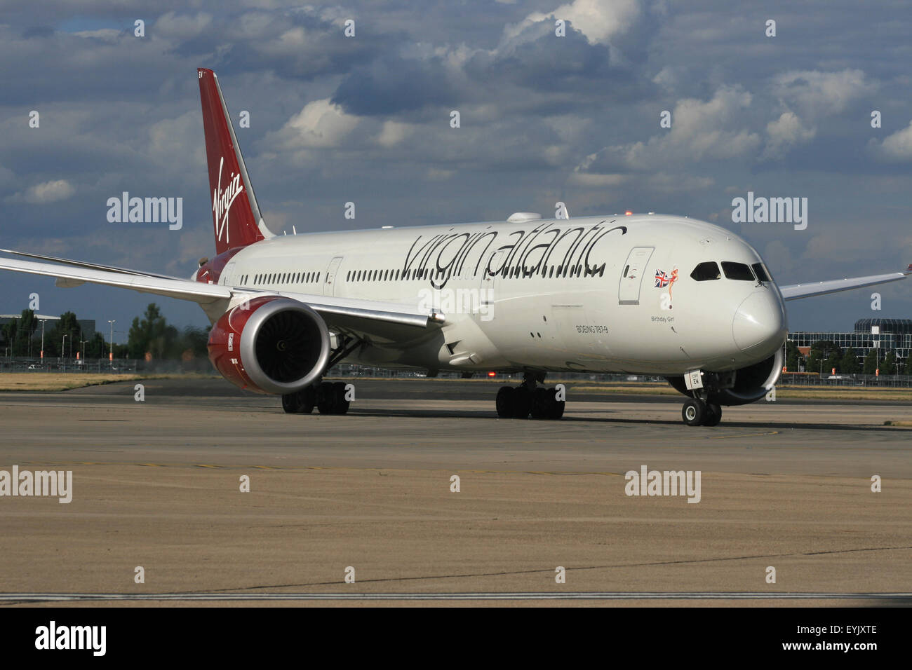 Virgin boeing 787 dreamliner hi-res stock photography and images - Alamy